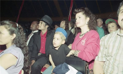Charity :: True Michael Jackson